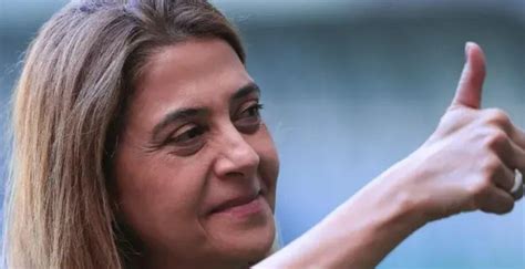 Leila bate o martelo em negociação de Tabata o Cruzeiro
