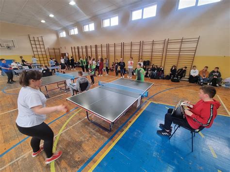 Gminny turniej tenisa stołowego szkół podstawowych wWolinie pl