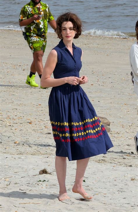 Anne Hathaway Página 15 abroparaguas
