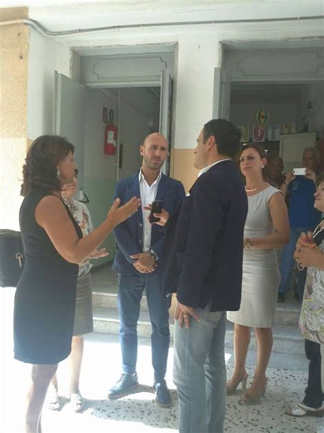 SCAFATI SCUOLA TOUR DEL SINDACO NEI PLESSI SCOLASTICI ALIBERTI