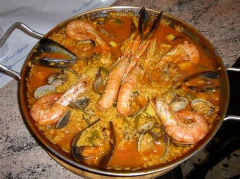 Paella De Marisco Con Almejas Y Mejillones Unareceta