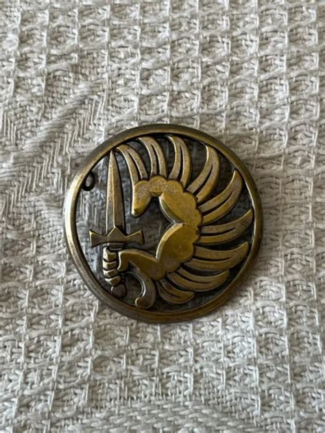 INSIGNE DE BÉRET légion parachutiste 1 REP Indochine 1950 A AUGIS rare