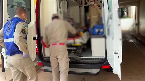 Homem Cai De Escada E Fica Ferido No Bairro Santa Cruz V Deo Dailymotion