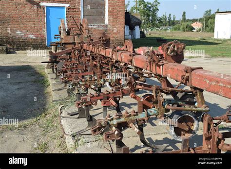 L Attelage De Remorque Pour Tracteurs Et Moissonneuses Batteuses Photo