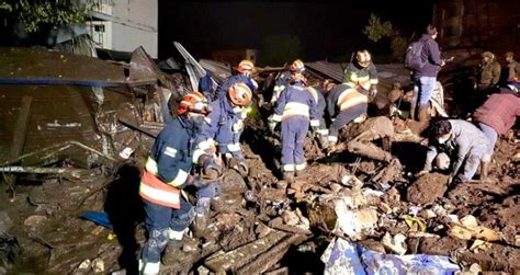 Un aluvión en Quito dejó al menos 18 muertos y 16 desaparecidos los