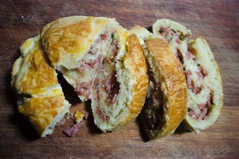 Pane ripieno facile e gustoso per uno sprint in più a tavola Ai