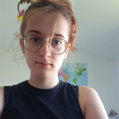 Clara Prof d aide aux devoirs à Saint Marcel lès Sauzet 26740 12