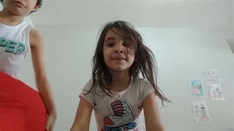 Brincando de lutinha a minha irmã YouTube