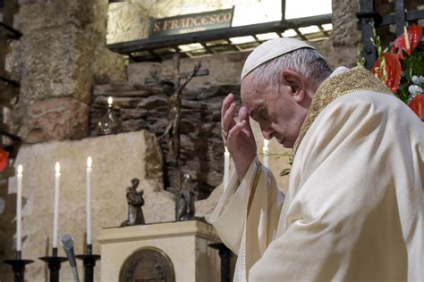 En su nueva encíclica el papa Francisco pide al mundo rehabilitar la