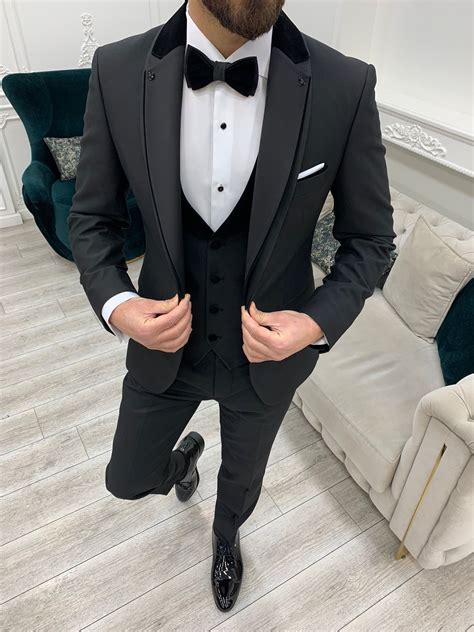 Black Slim Fit Groom Tuxedo Suit For Men By GentWith