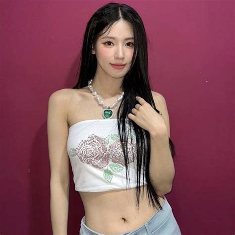 Pin Oleh Laylinha Di G I Dle Gadis Cantik Gadis Artis