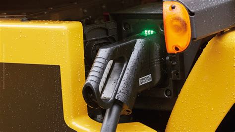 44 New Electric Trucks For DHL From Volvo Trucks DHL Freight Connections