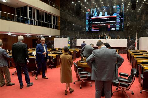 Oposi O E Base De Zema Chegam A Acordo E Almg Votar Paf E Reajuste