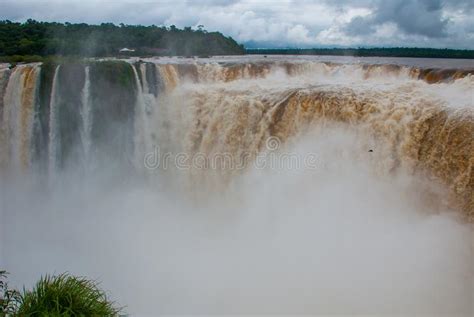 A Garganta Do Diabo Em Foz De Igua U Uma Das Grandes Maravilhas