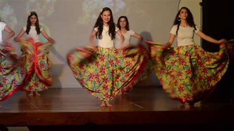 Roupas Tipicas Do Norte