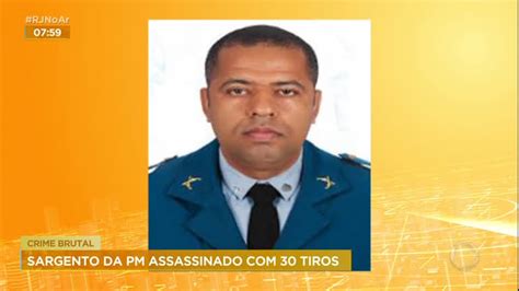 Sargento da PM é encontrado morto 30 tiros dentro do carro na