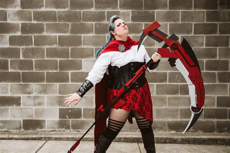 RWBY Cosplayers Can Purchase A Crescent Rose From Rooster Teeth Now