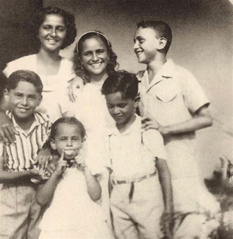 Caetano Veloso e Maria Bethânia anunciam novas datas da turnê pelo