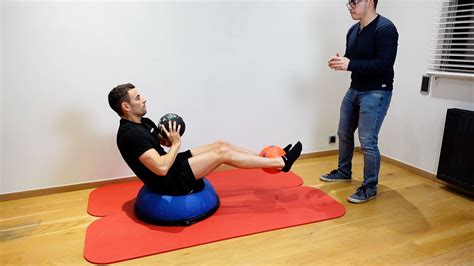 Vid O D Exercice Renforcement Abdos Sur Bosu Avec D Stabilisation