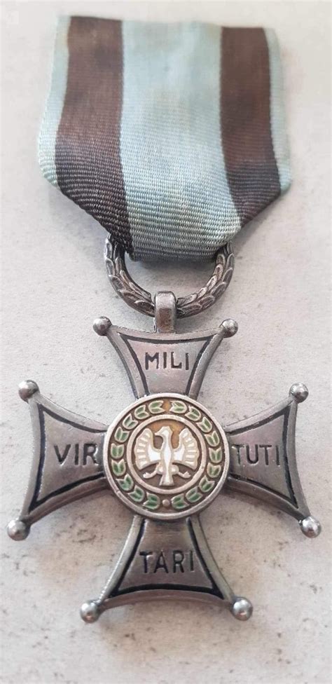 Krzyż Virtuti Militari moskiewski V klasa Warszawa Kup teraz na