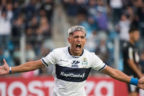 Gimnasia ganó un partido chivo y sigue sumando en la Copa de la Liga