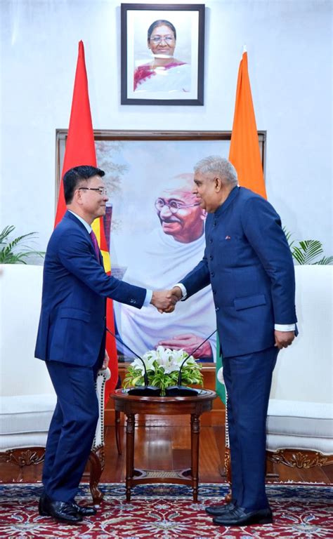 Vice President Of India On Twitter Hon Ble Minister Of Justice Of