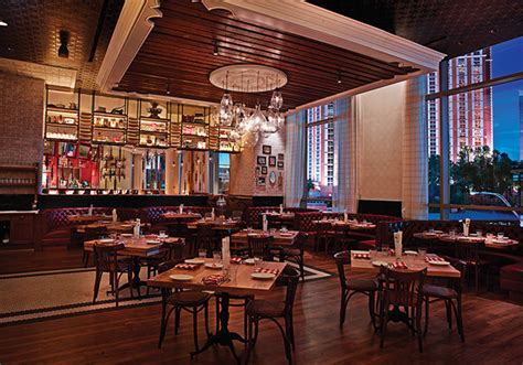 Cake Boss S Restaurant In Las Vegas Travelers