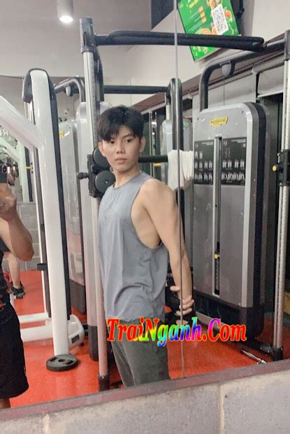 Boy Teen Slime Gym Nhẹ Da Trắng Mình Dây Mông Đẹp Cu Bự Múp Đẹp SG