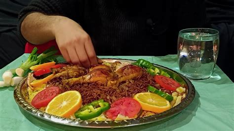تحدي الاكل العراقي اكل تشريب اصفر عراقي مطبك برياني مع افخاذ دجاج YouTube