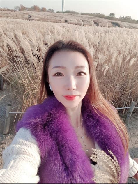 Korean Amateur 유부녀 연속 레이프 만화 풀컬러 휘감기는 시선 12권 กลุ่มลับคลับวาร์ป