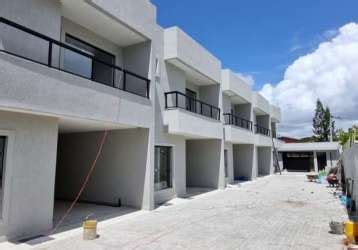 Casas 3 quartos à venda na Rua Tanhaçu em Lauro de Freitas Chaves