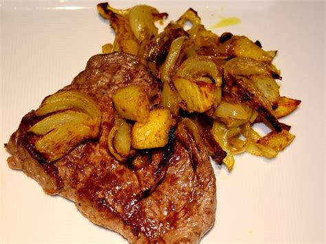 Rumpsteaks mit Kartoffel Zwiebel Gemüse von Stacke65 Chefkoch