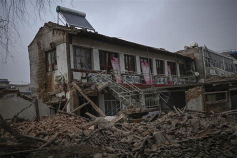 Terremoto en China van más de 118 muertos y 400 heridos