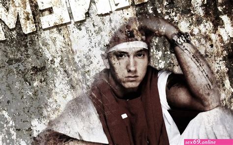 Eminem Naked Sexy Photos