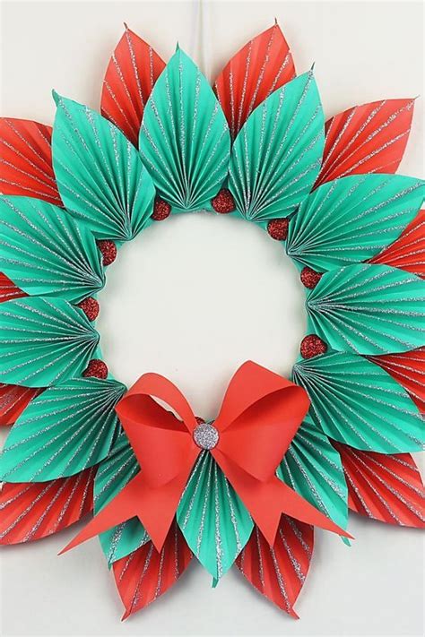 Paper Wreath For Christmas Decorations Ideas How To Make Paper