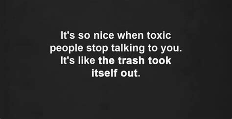 7 Warning Signs You Re Dealing With A Toxic Person