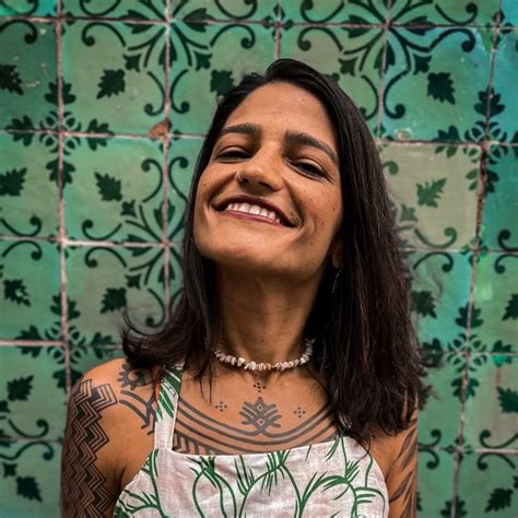 Natália Carneiro Social Media Conteúdo Autoral eunataliacarneiro
