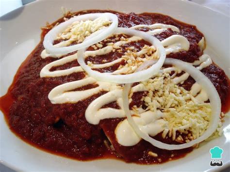 Enchiladas rojas de pollo Fácil