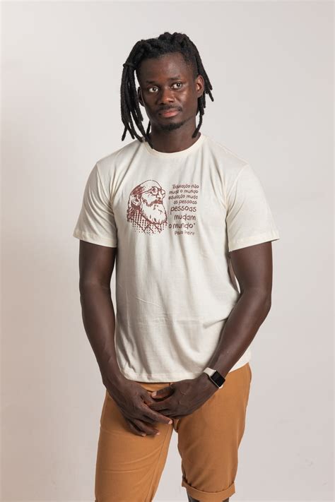 Camiseta Paulo Freire Justatrama