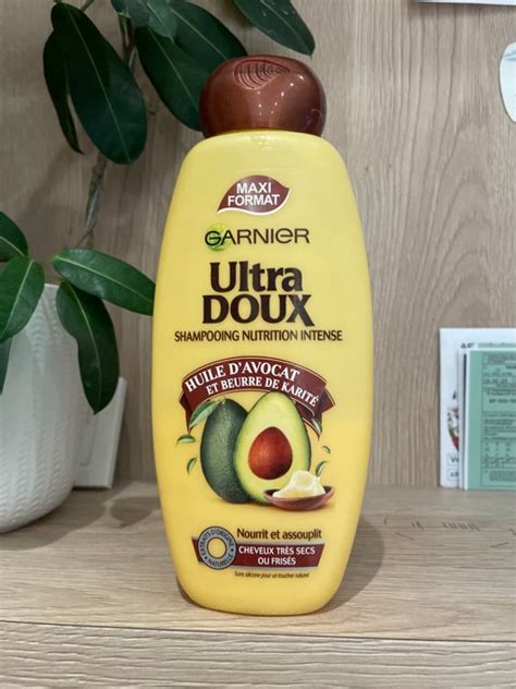 Garnier Ultra Doux Shampooing nutrition intense à l huile d avocat et