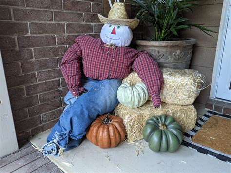 DIY Scarecrow Front Porch Decor Using Items You Already Have