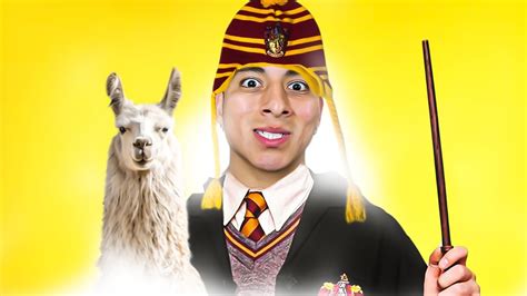 The Peruvian Harry Potter Playing Hogwarts Legacy Youtube