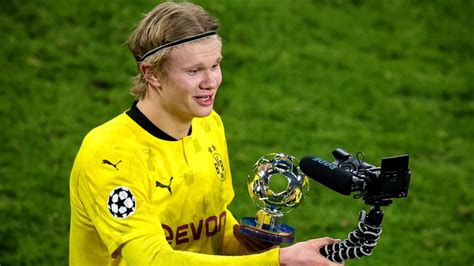 Liga Mistrzów Erling Haaland bije kolejne rekordy Norweg nie ma sobie