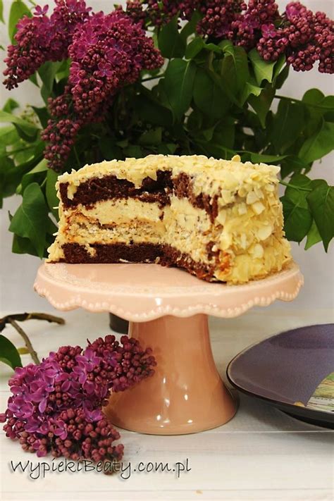 Tort Cha Wowy Z Bezowym Rodkiem Wypieki Beaty Na Jedzenie