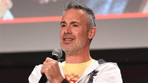 El ex escritor de la WWE Freddie Prinze Jr ofrece información