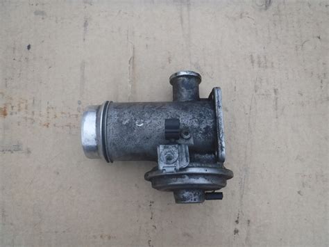 ZAWÓR EGR BMW E60 E90 E91 E61 2 0D 7804381 7804381 za 40 zł z Wieluń