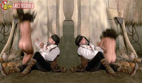Naked Catherine Zeta Jones In Les Nuits