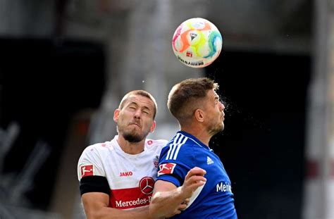 Vfb Stuttgart Gegen Fc Schalke Vfb Holt Unentschieden In Unterzahl