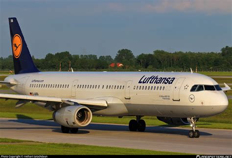 D AIRA Lufthansa Airbus A321 131 Photo By Riethart Tatschdaun ID