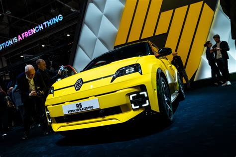 Salón del Automóvil de Ginebra 2024 El Renault 5 la estrella
